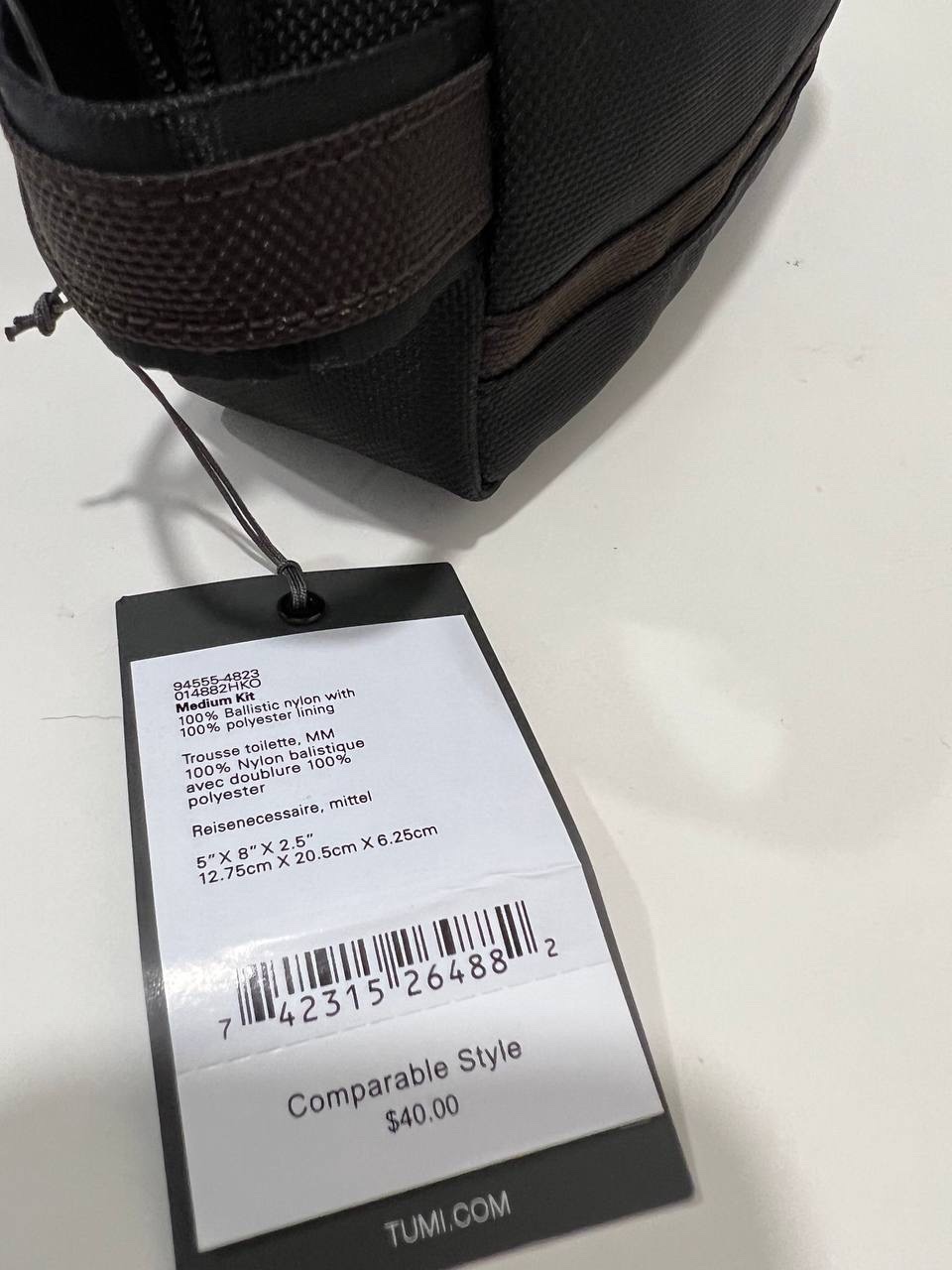 Tumi Medium Kit in Black – Exclusively USA