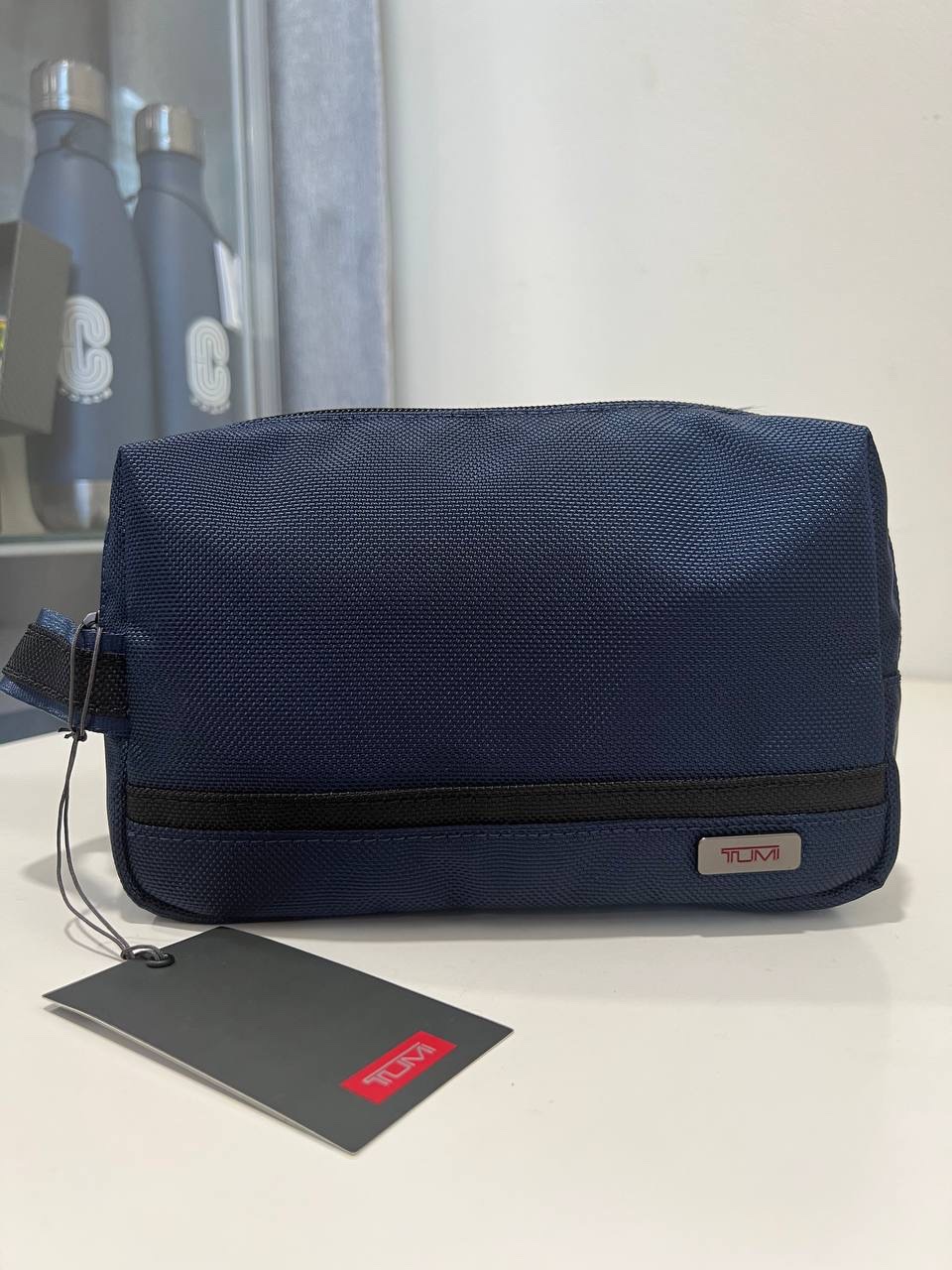Tumi Medium Kit in Navy – Exclusively USA