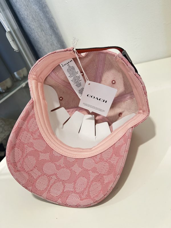 Coach Baseball Hat in Signature Taffy – Exclusively USA