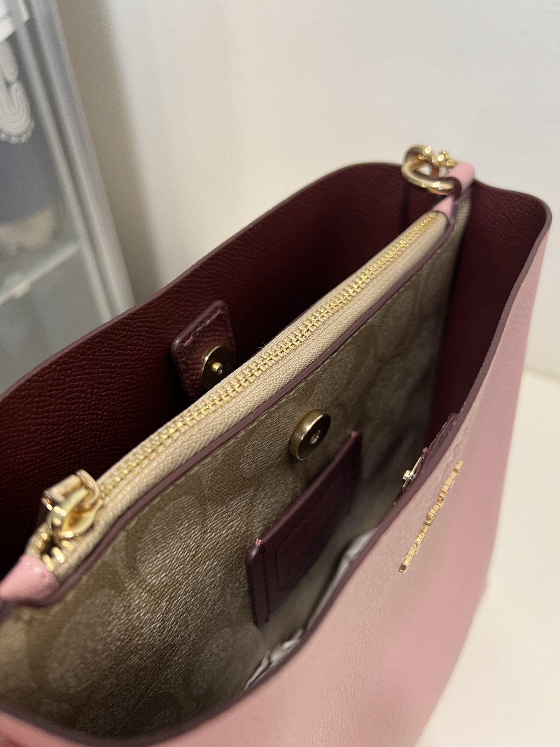 Coach Mollie Bucket 22 With Signature Canvas Interior Powder Pink/Light ...