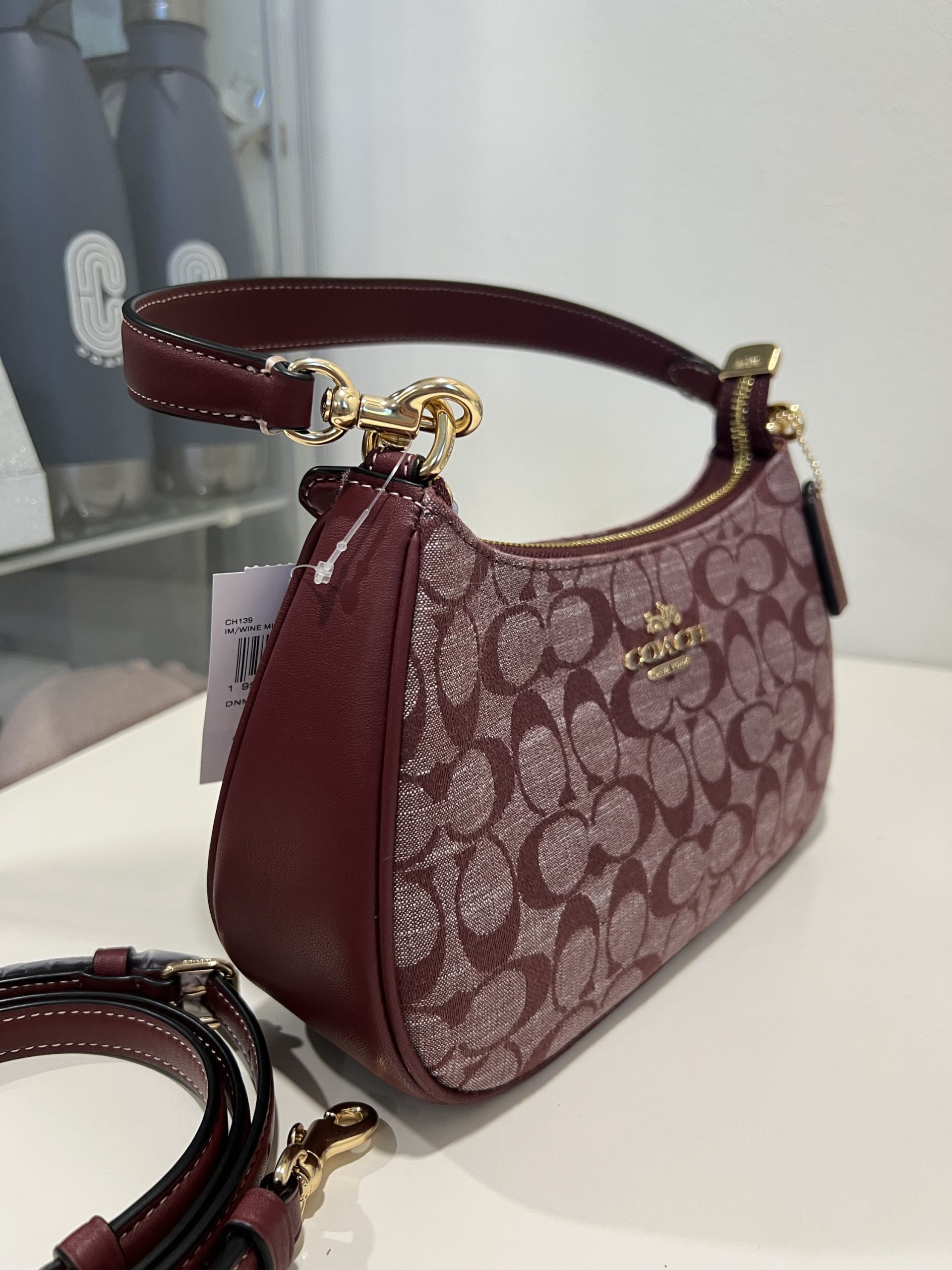 Coach Teri Shoulder Bag In Signature Chambray Wine Multi – Exclusively USA