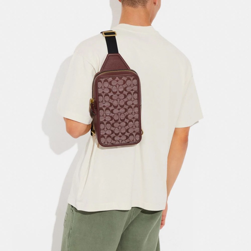Coach Sullivan Pack in Signature Chambray Wine – Exclusively USA