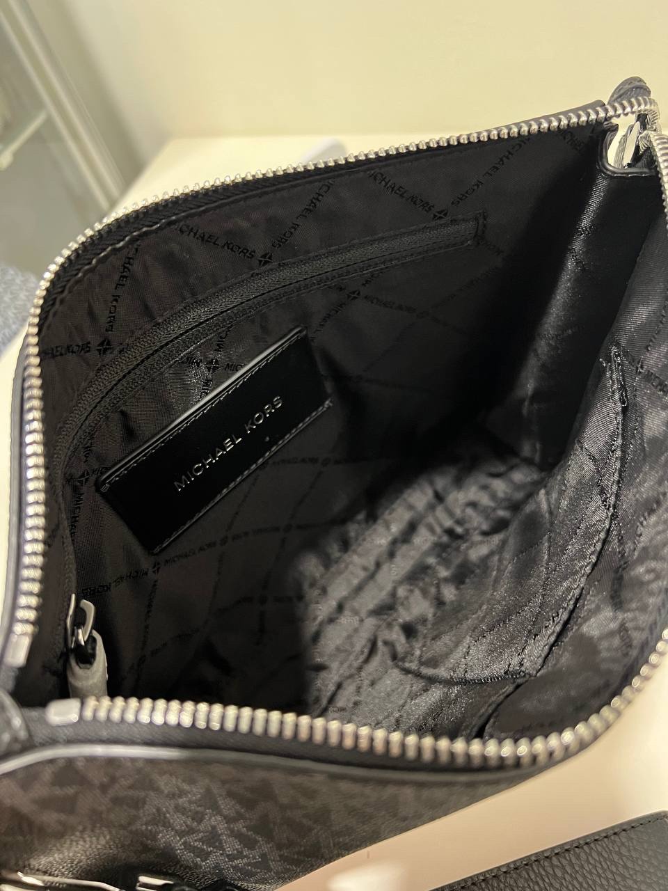 Michael Kors Mens Cooper Large Pouch in Signature Black Pink ...